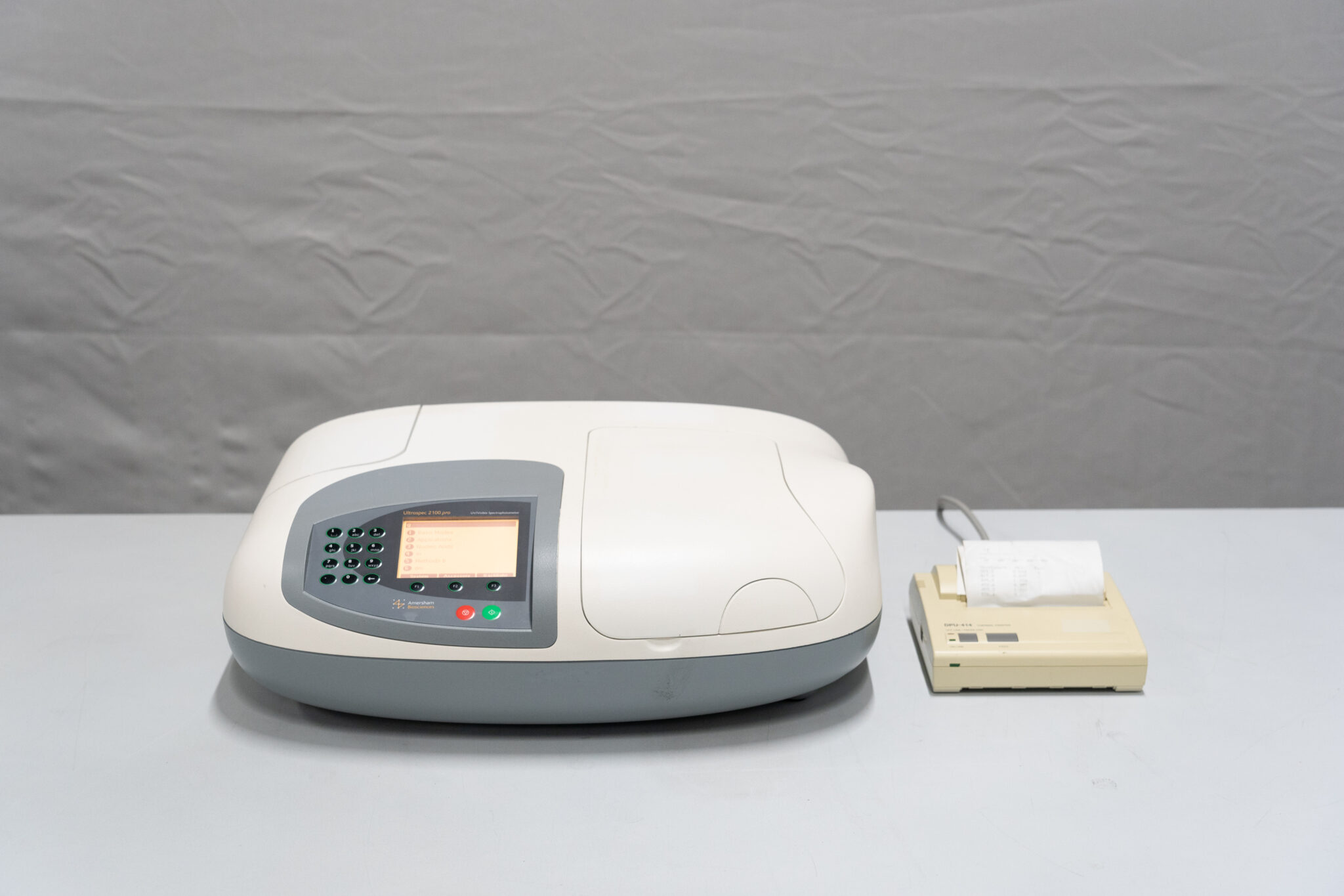 Amersham Biosciences Ultrospec 2100 pro spectrophotometer - Gemini BV
