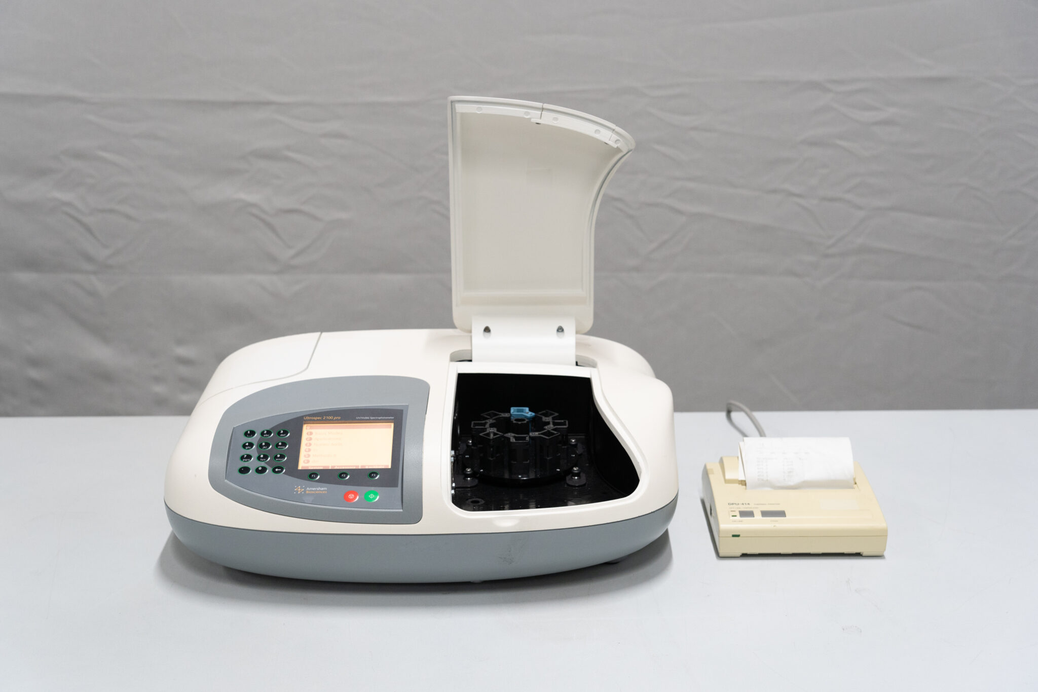 Amersham Biosciences Ultrospec 2100 pro spectrophotometer - Gemini BV