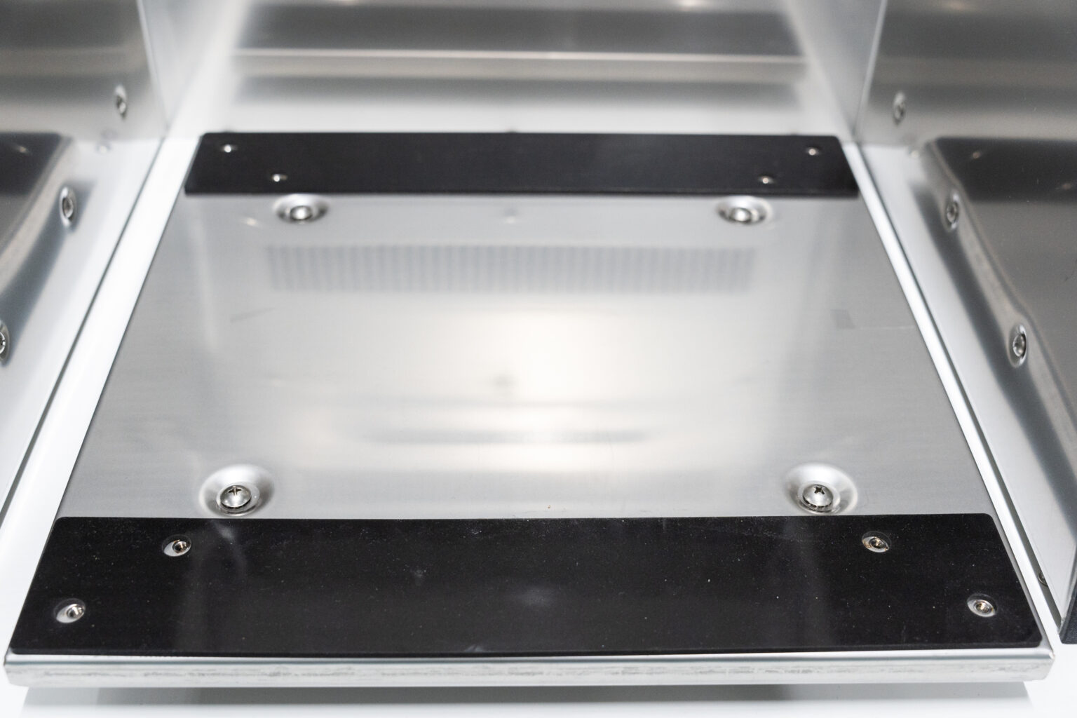 Jeio-Tech Incubator shaker (IST-3075) - Gemini BV