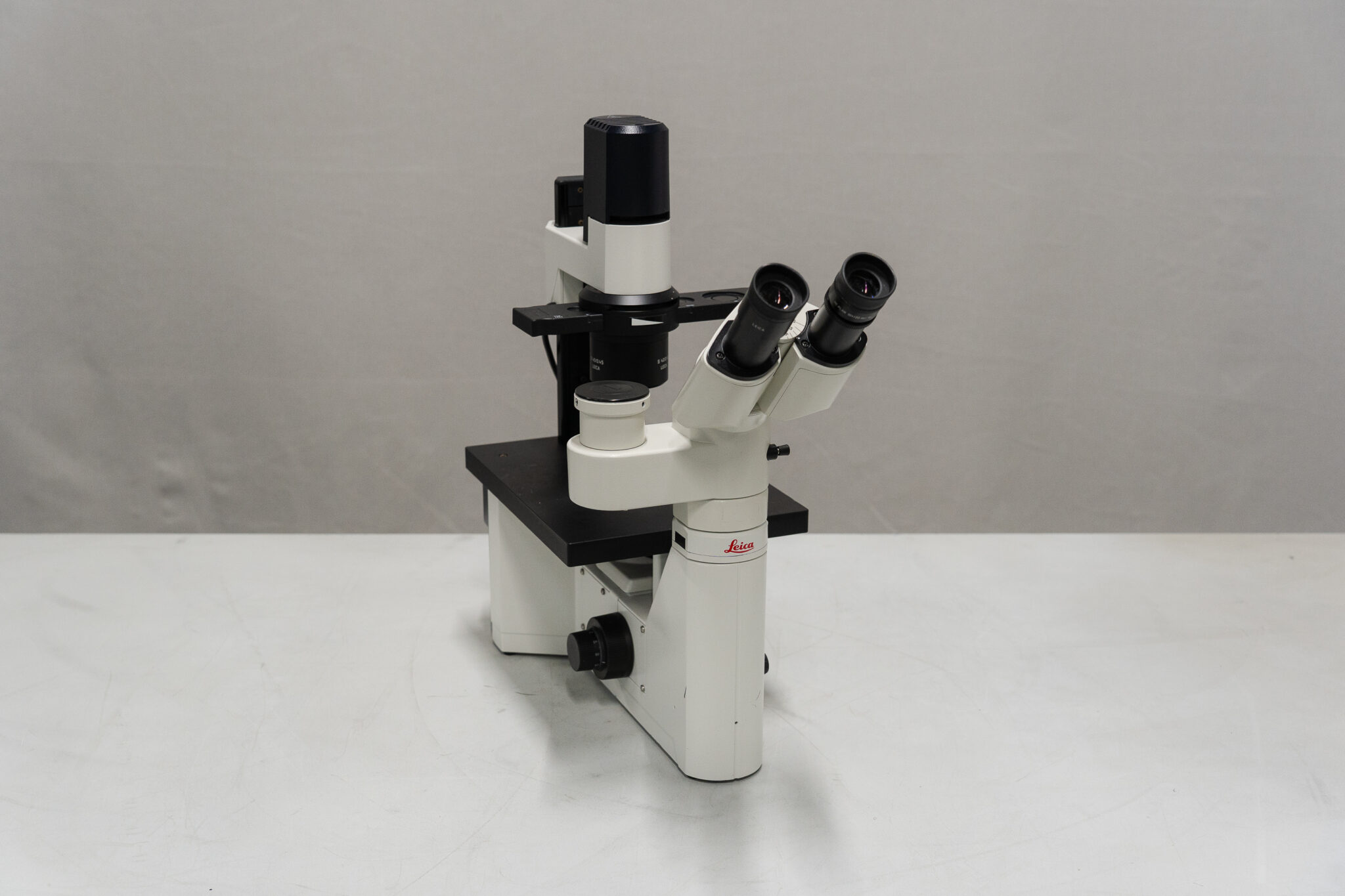 Leica DM IL LED Inverted Laboratory Microscope - Gemini BV