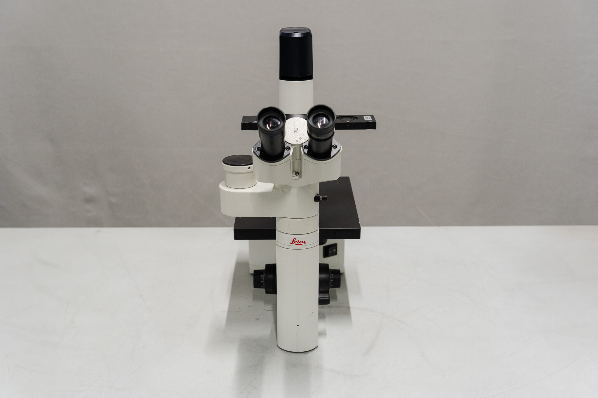 Leica DM IL LED Inverted Laboratory Microscope - Gemini BV