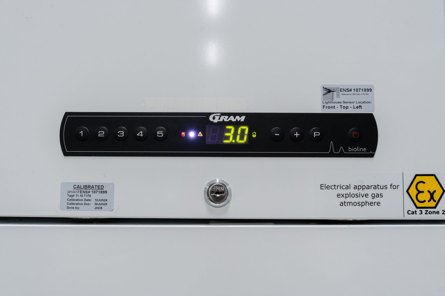Gram ER660D Explosion-Proof Refrigerator - Gemini BV