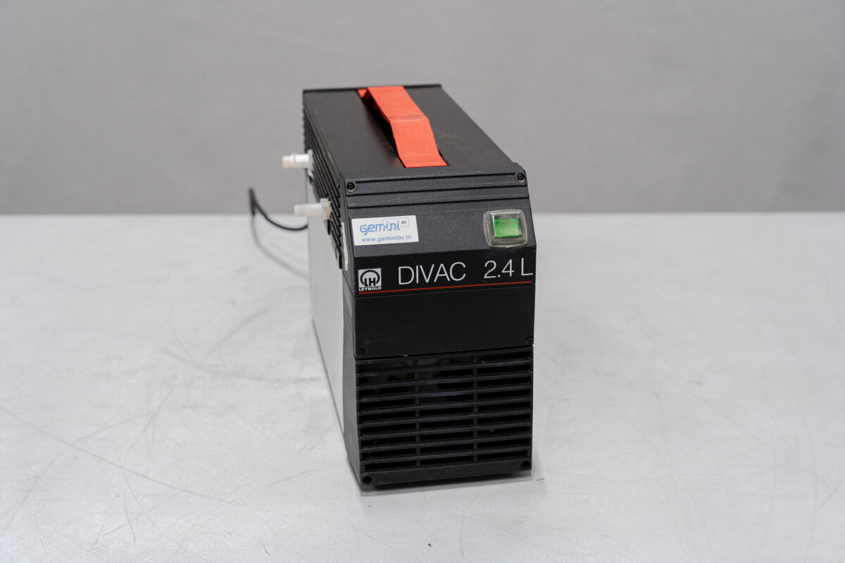 Leybold Divac 2.4 L Vacuum Pump - Gemini BV